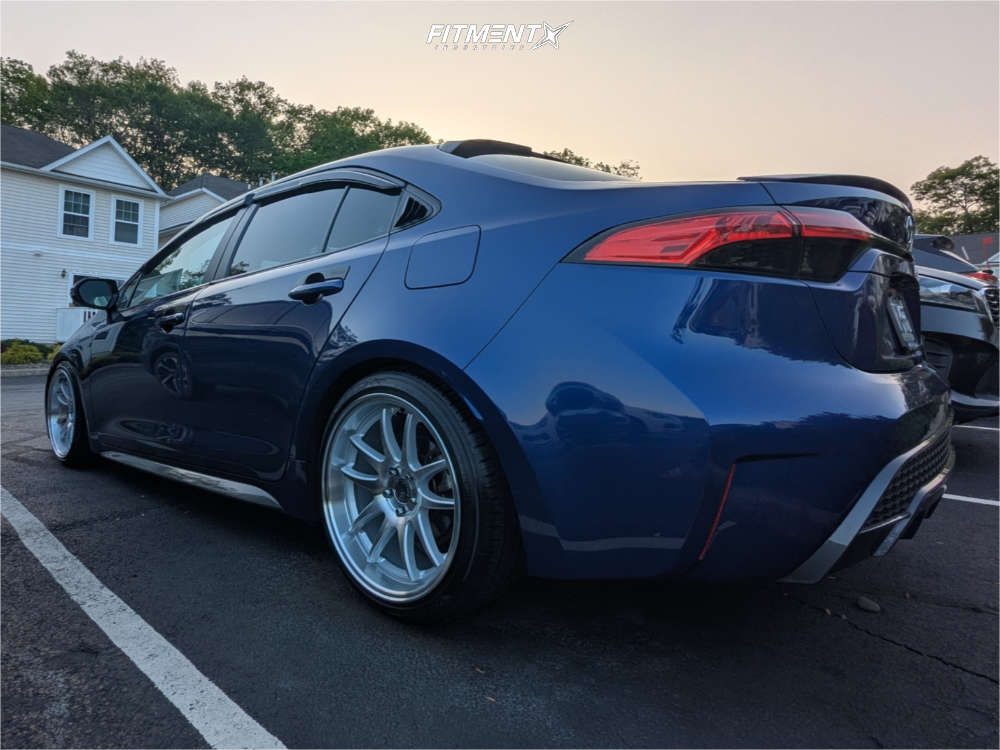 2020 Toyota Corolla SE with 18x9.5 Aodhan Ds02 and Lexani 225x40 on ...