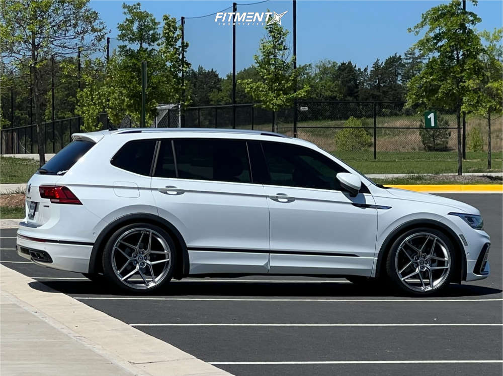 2024 Volkswagen Tiguan SEL R-Line with 21x9.5 HRE FlowForm Ff11 and ...