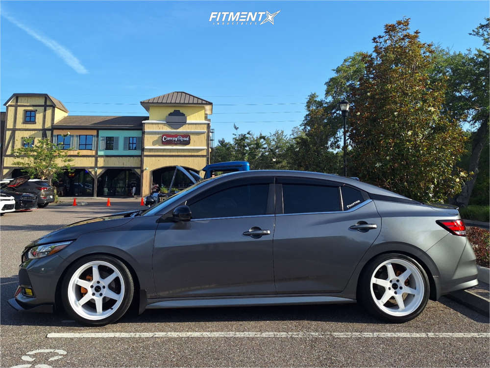 2021 Nissan Sentra SR with 18x8.5 Vors Tr37 and Hankook 235x40 on ...