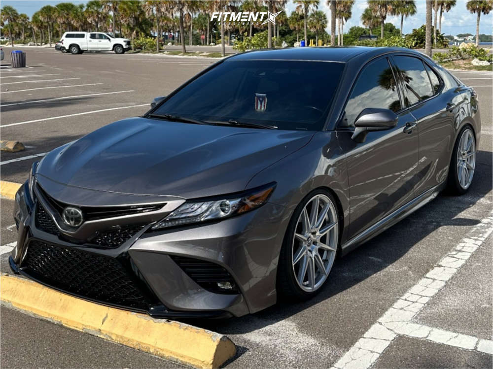 2018 Toyota Camry SE with 20x9 F1R F101 and Hankook 245x35 on Coilovers ...