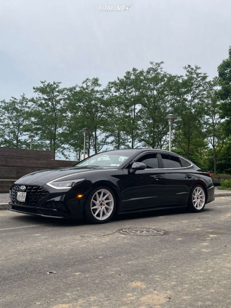 2021 Hyundai Sonata SEL with 18x8 Revolution Racing Rr31 and Kumho ...