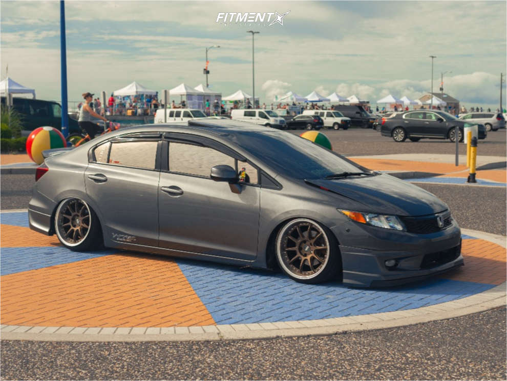 2012 Honda Civic Si with 18x9.5 ESR CS12 and Lionhart 225x35 on ...