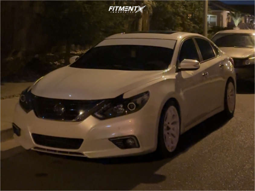 2016 Nissan Altima SL with 18x8.5 Vors Tr4 and Vercelli 255x35 on ...