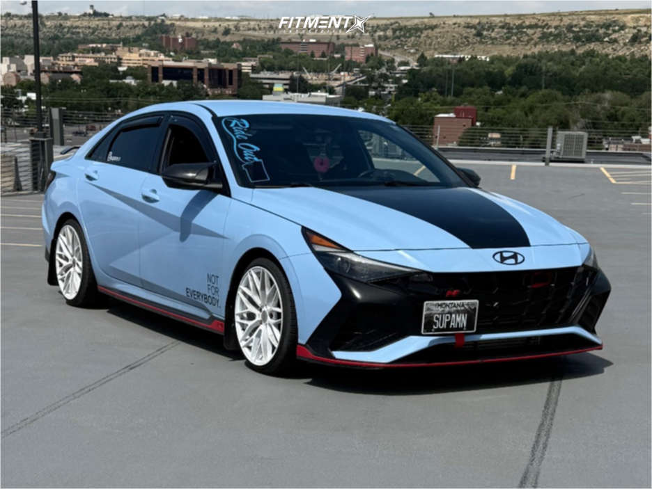2023 Hyundai Elantra N Base with 18x8.5 Versus VS24 and Kosic 215x35 on ...