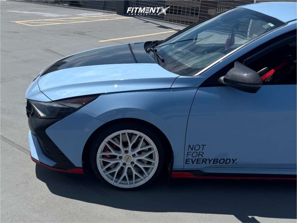 2023 Hyundai Elantra N Base with 18x8.5 Versus VS24 and Kosic 215x35 on Lowering Springs ...