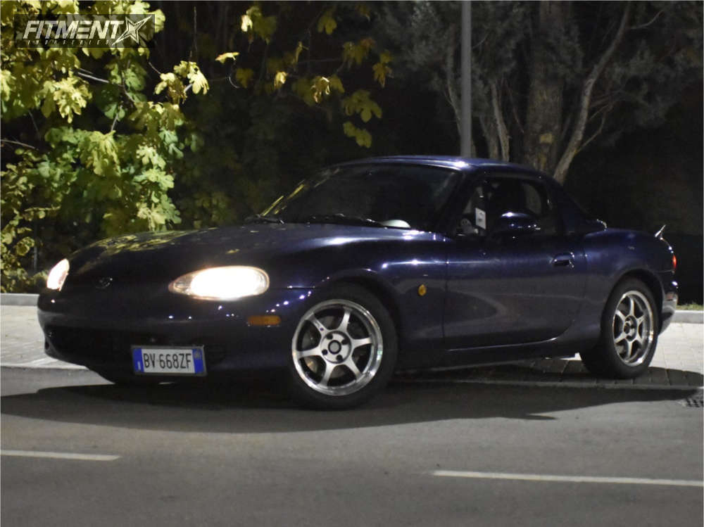 2001 Mazda MX-5 Miata Base with 15x7 SSR Type C and Toyo Tires 195x50 ...
