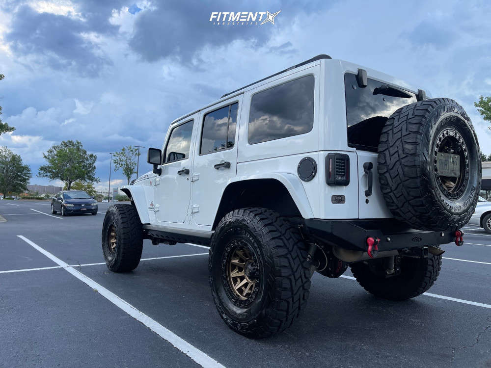 2017 Jeep Wrangler Unlimited Rubicon with 17x9 Fuel Covert and Toyo ...