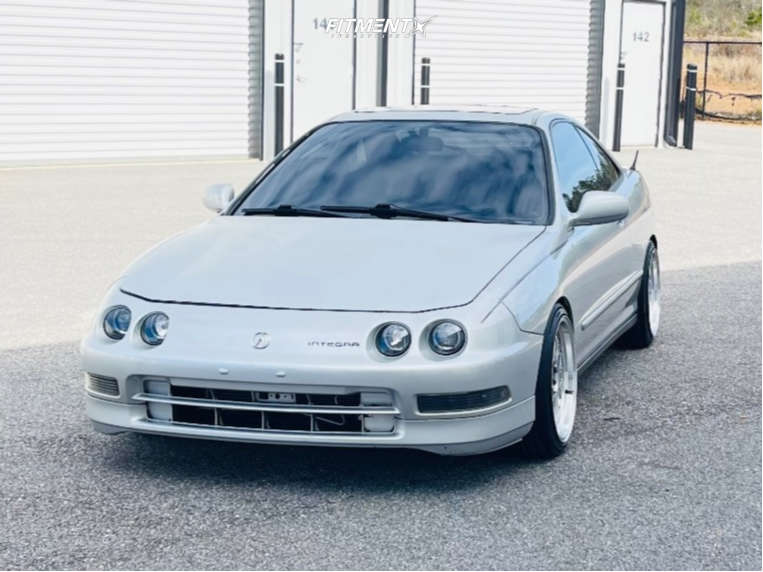 1996 Acura Integra LS with 17x8.5 JNC Jnc005 and Hankook 205x40 on ...