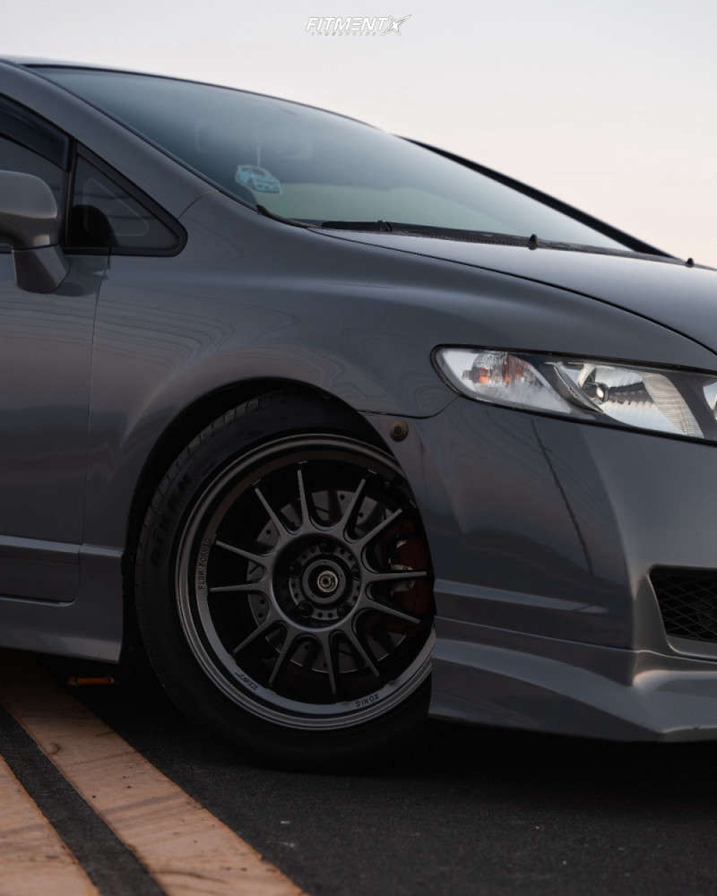 2008 Honda Civic Si with 17x9 Konig Hypergram and Riken 235x45 on ...