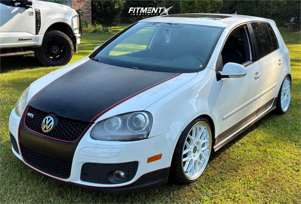 2008 Volkswagen GTI Base with 18x8.5 ESR Cs18 and Lexani 225x35 on ...