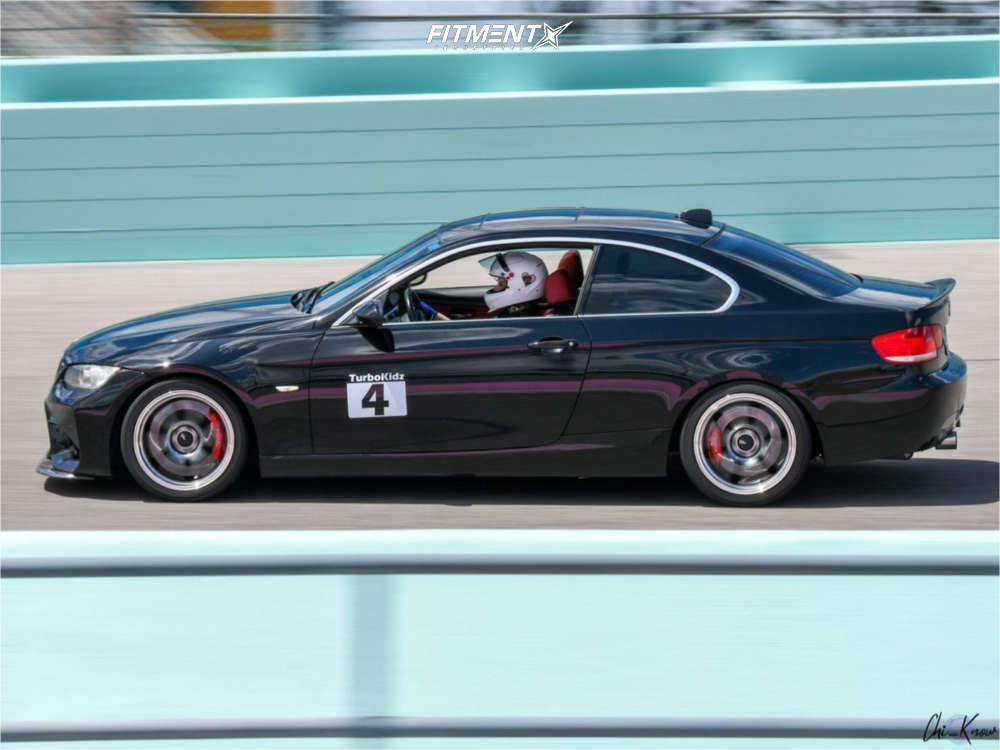 2007 BMW 335i Base with 18x8.5 Advan Racing Rg-d2 and Yokohama 255x35 ...