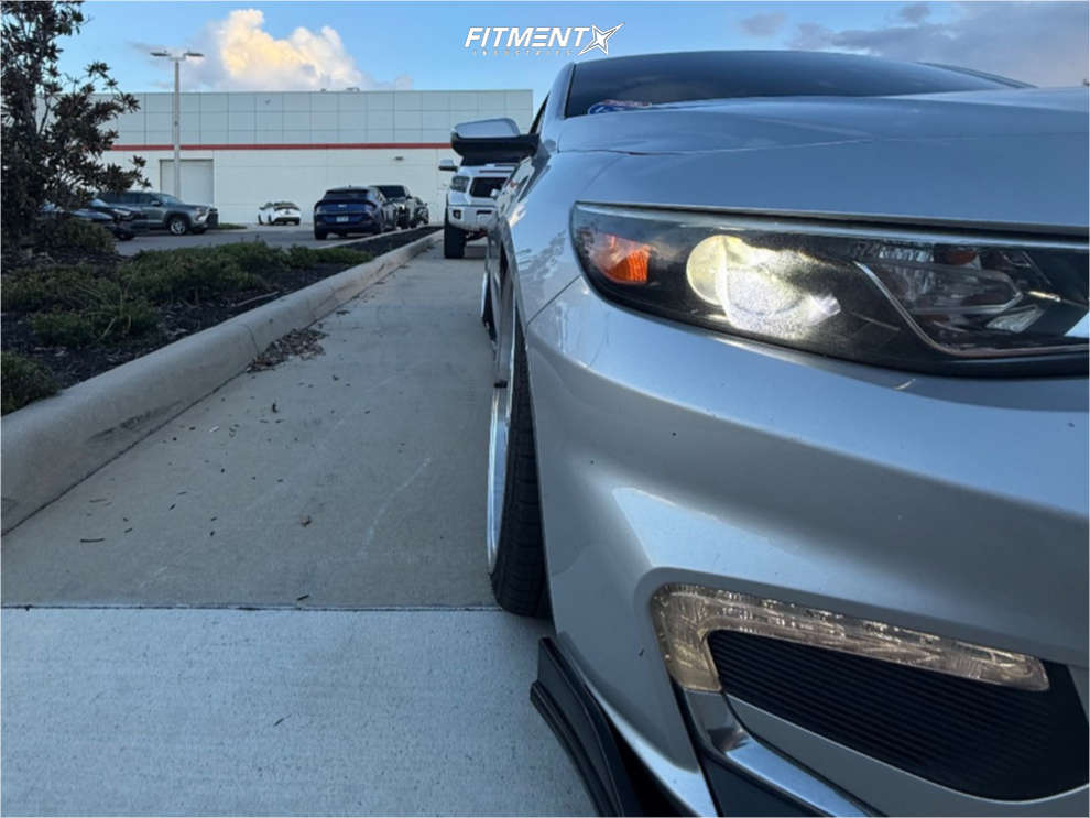 2018 Chevrolet Malibu LT with 20x8.5 Vors Vr8 and Delinte 235x35 on ...