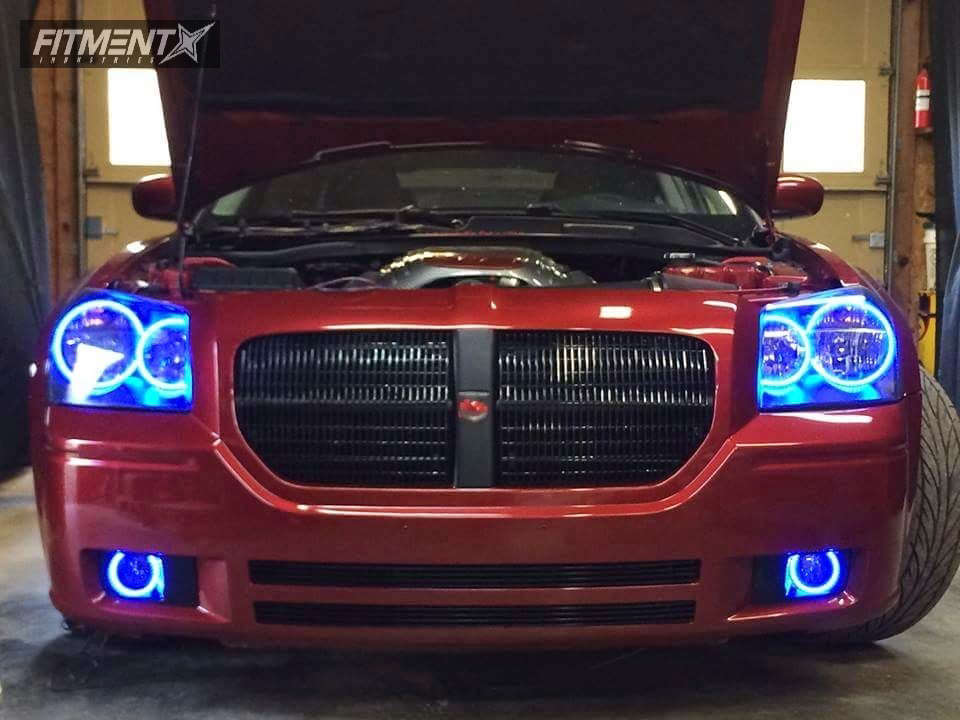 2006 Dodge Magnum SXT with 20x8.5 Niche Targa and Hankook 245x45 on ...