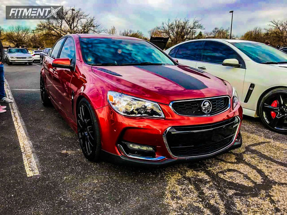 2016 Chevrolet SS Base with 20x8.5 Niche Circuit and Nitto 255x35 on ...