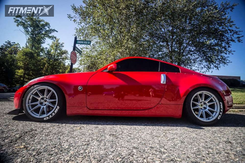 2008 Nissan 350Z Nismo with 18x10.5 Circuit Performance and Nitto ...