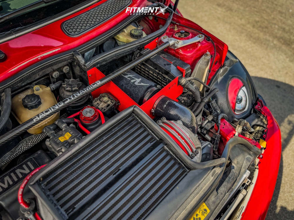 2005 Mini Cooper S with 16x8 Motegi Mr156 and Falken 205x50 on ...