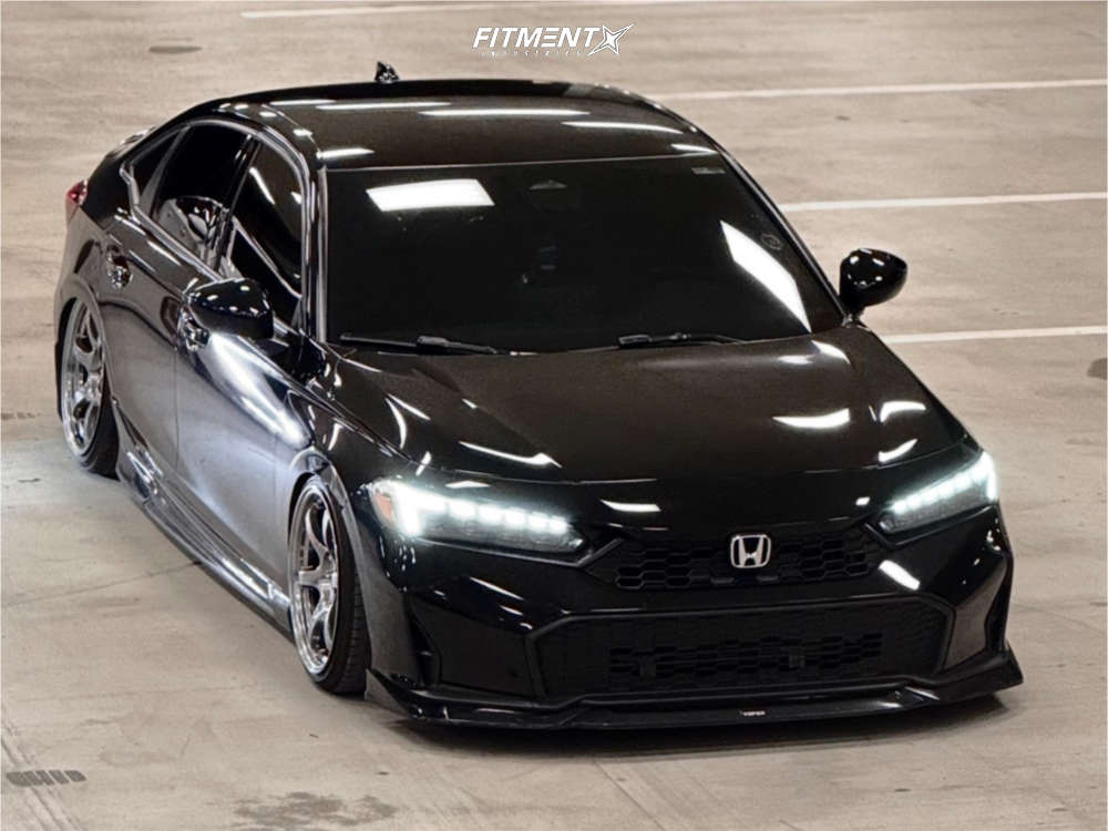 2025 Honda Civic Sport with 18x9.5 Gram Lights 57dr and Bridgestone ...