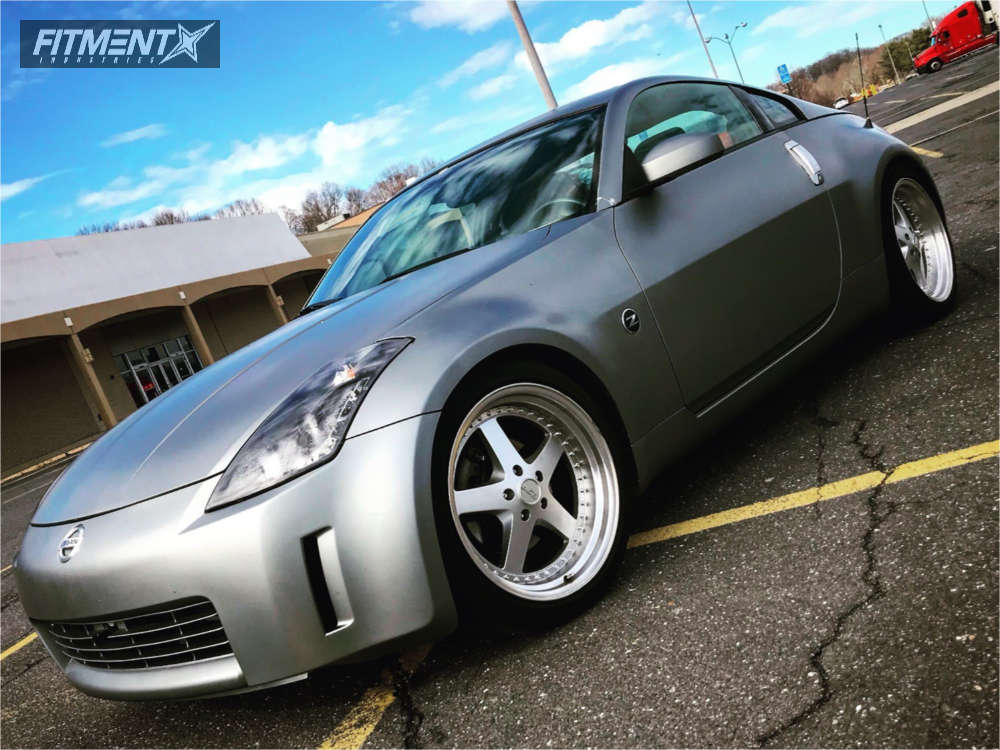 2004 Nissan 350Z Enthusiast 2dr Coupe (3.5L 6cyl 6M) with 19x8.5 ESR ...