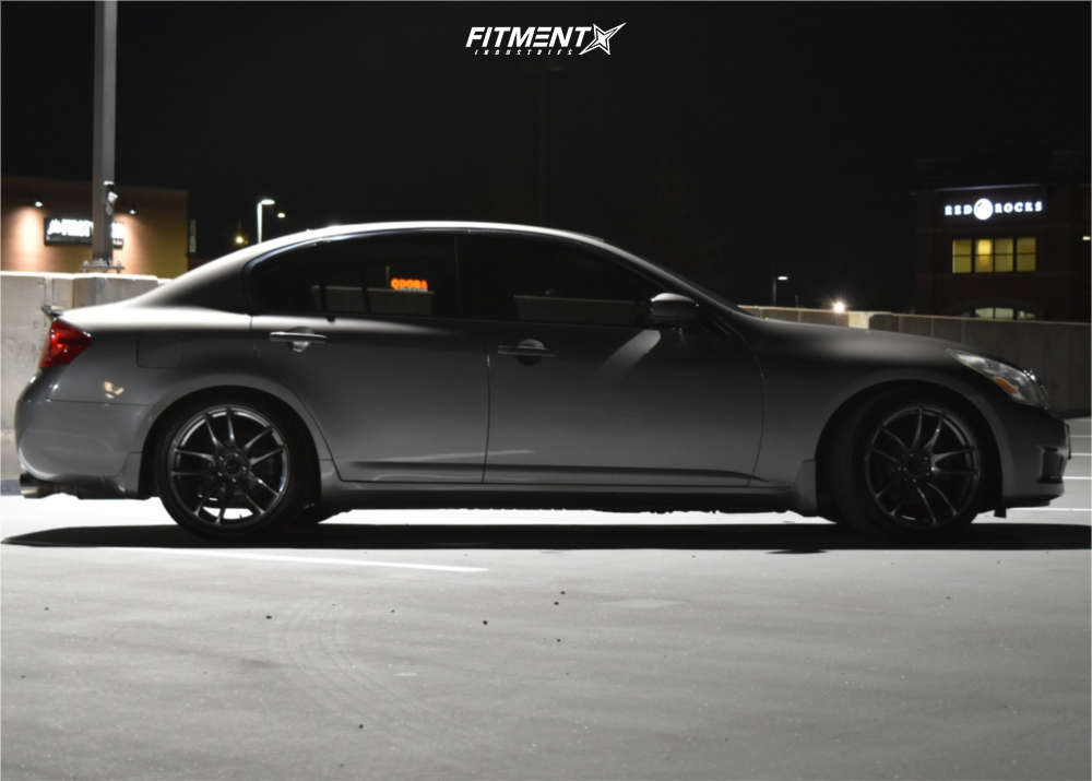 2008 INFINITI G35 X with 19x9.5 Vors Tr4 and Lexani 245x40 on Lowering ...