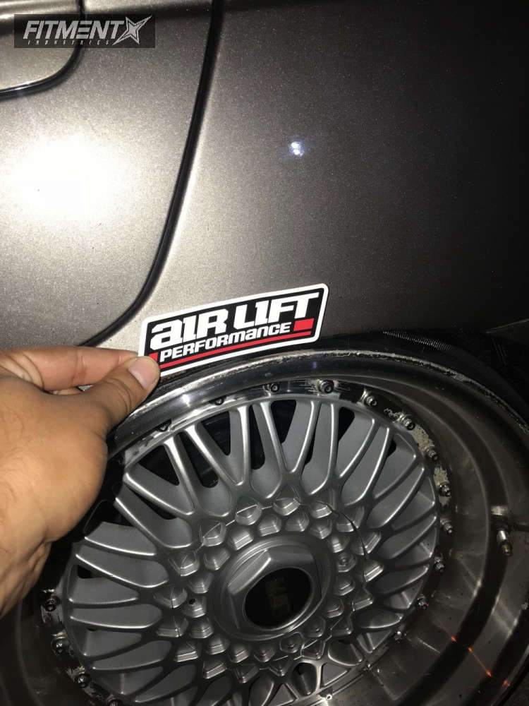 2005 Nissan Sentra SE-R Spec V with 17x8.5 STR 606 and Continental ...