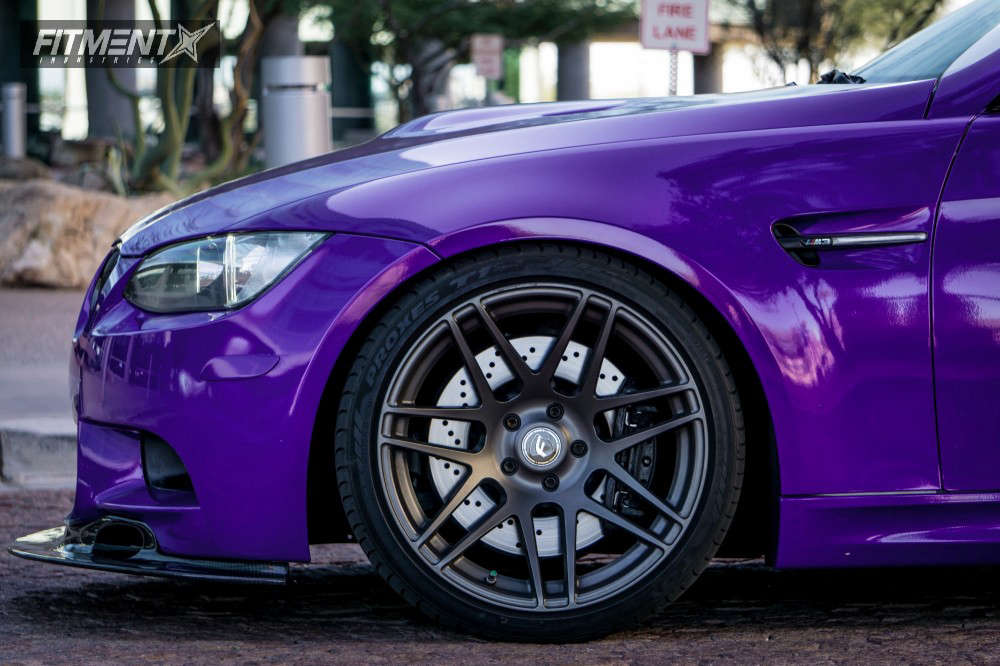 2011 BMW M3 2dr Convertible (4.0L 8cyl 6M) with 19x9.5 Forgestar F14 ...