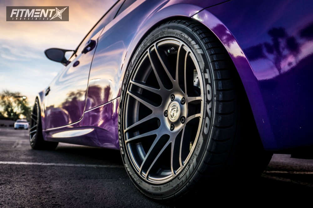 2011 BMW M3 2dr Convertible (4.0L 8cyl 6M) with 19x9.5 Forgestar F14 ...