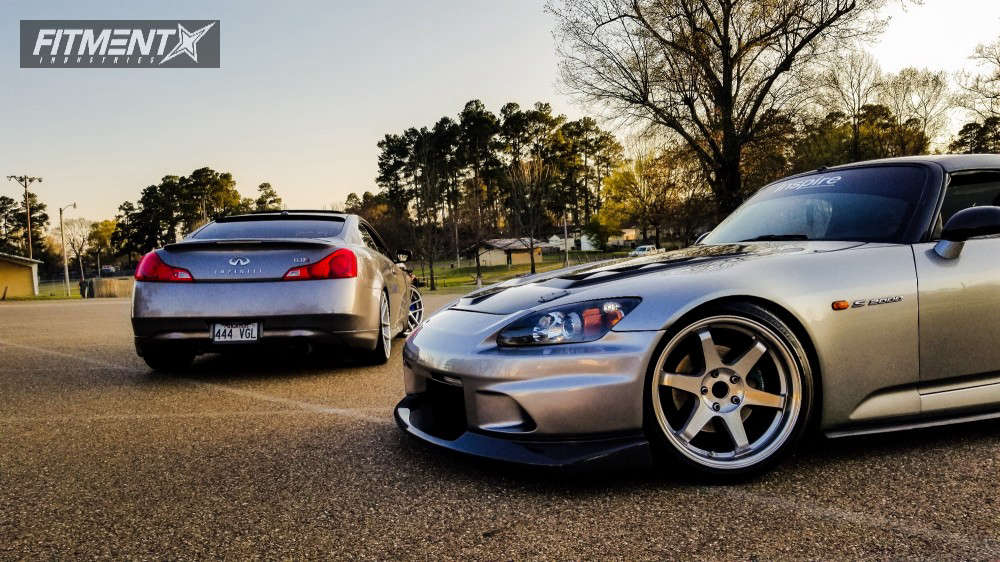 2004 Honda S2000 Base with 18x9.5 Varrstoen Es2 and Dunlop 225x40 on ...