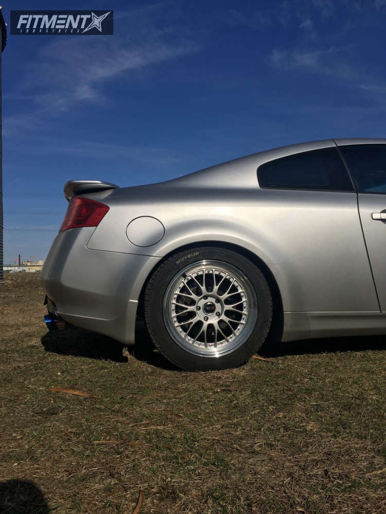 2005 INFINITI G35 X with 18x8.5 XXR 521 and Michelin 225x45 on Stock ...