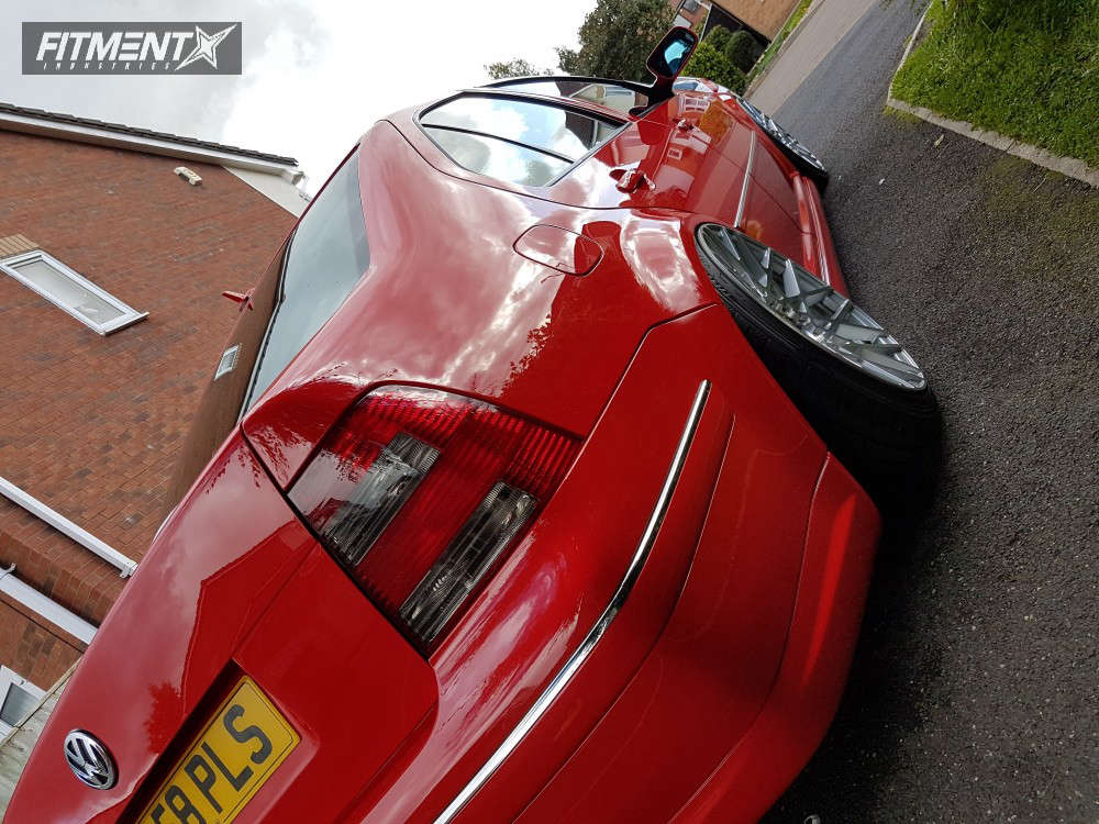 2000 Volkswagen Jetta TDI with 18x8.5 Rotiform Blq and Nankang 215x35 ...