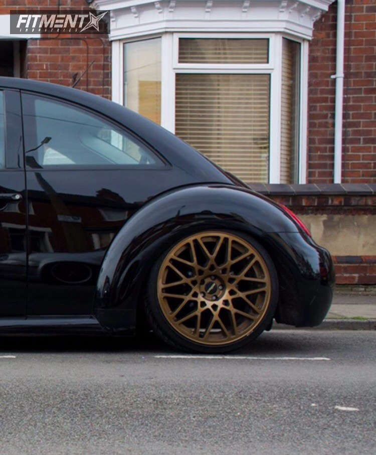 2005 Volkswagen Beetle GL with 19x8.5 Rotiform Blq and Nankang 215x35 ...