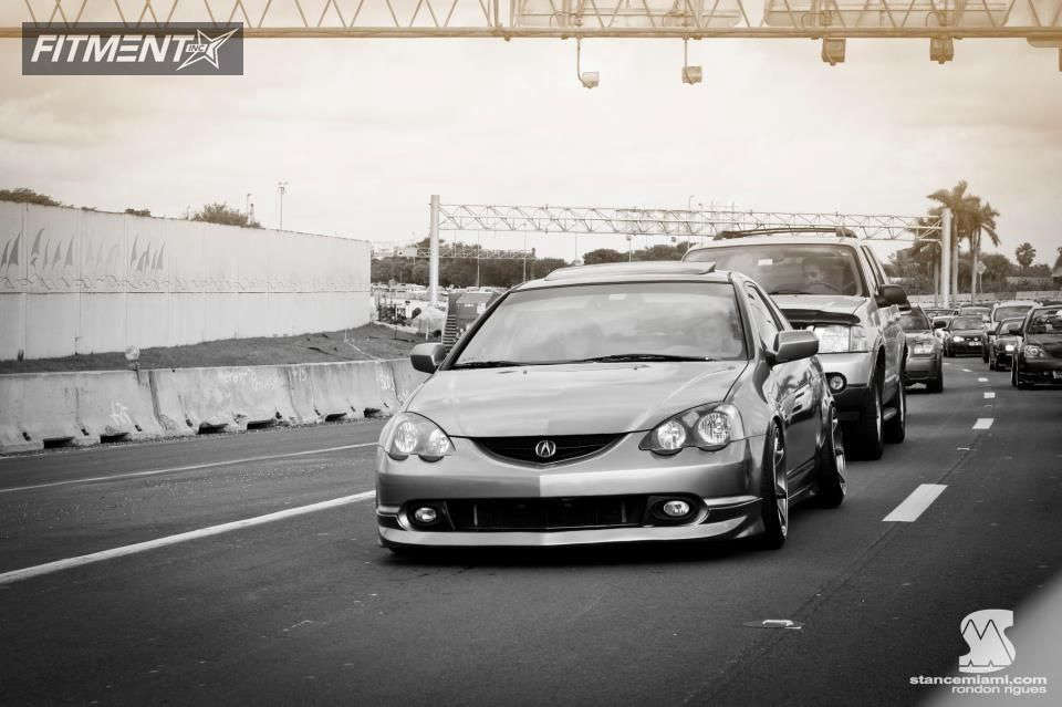 2004 Acura RSX Type-S 2dr Hatchback (2.0L 4cyl 6M) with 17x9 MB Wheels ...