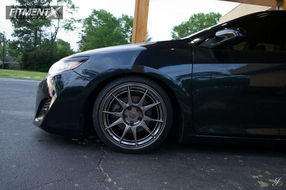 2014 Toyota Camry SE Sport with 18x8.5 ESR Sr13 and Accelera 205x40 on ...