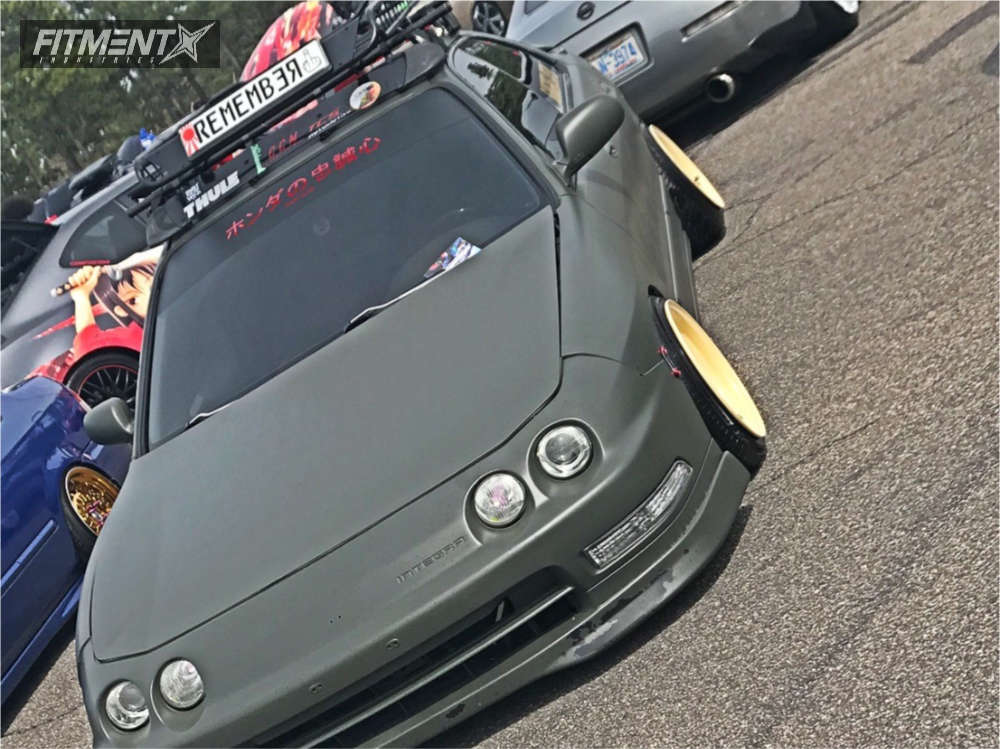 1995 Acura Integra LS with 15x10 Diamond Racing Smoothie and Federal ...
