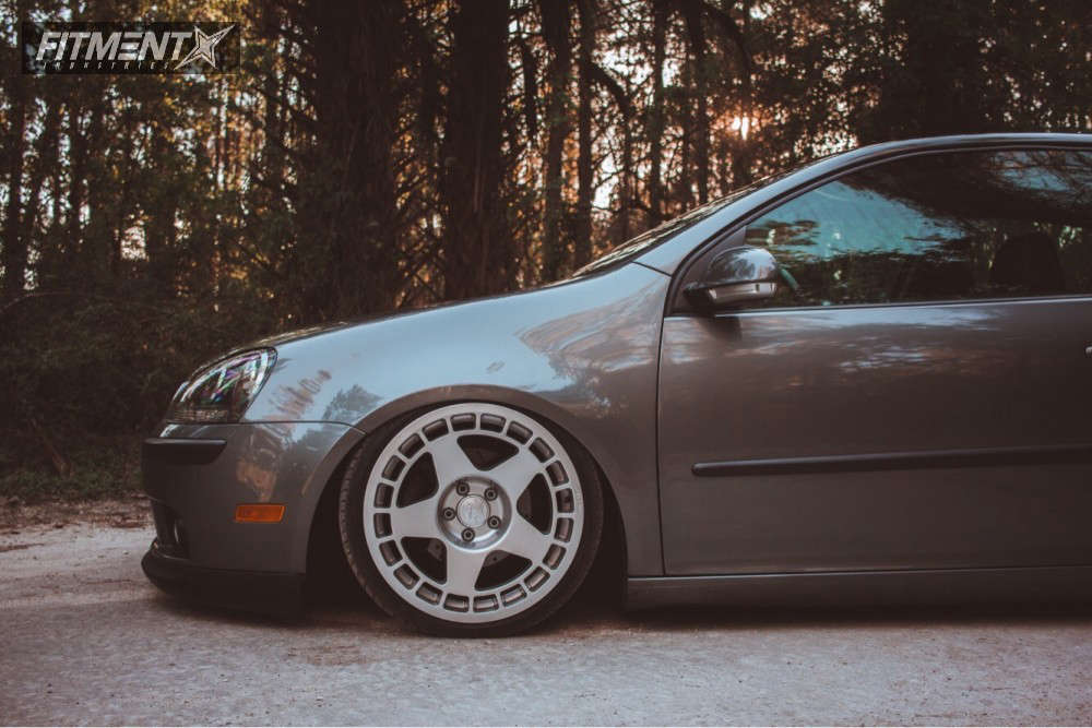 2007 Volkswagen Rabbit 2.5 with 18x9 Fifteen52 Turbomac and Nankang ...