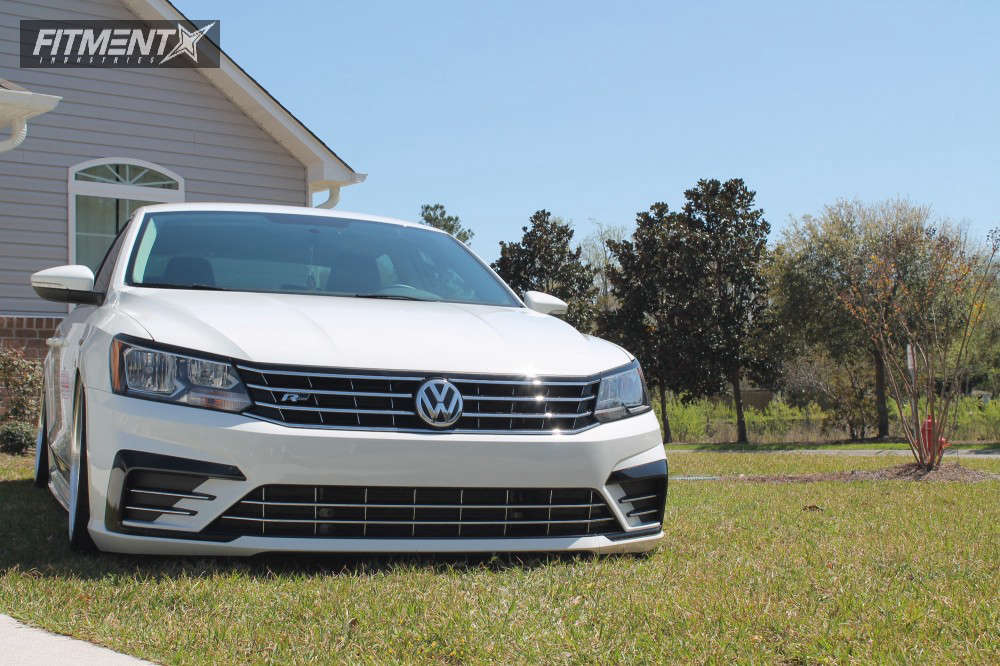 2017 Volkswagen Passat with 19x8.5 ESR Sr01 and Achilles 215x35 on Air ...