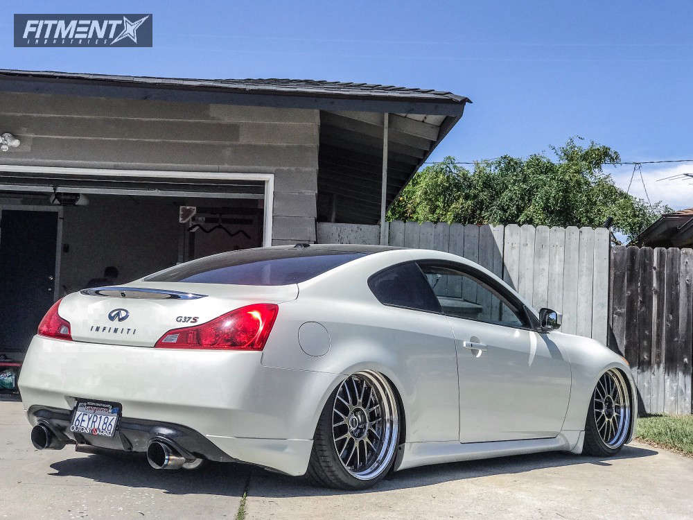 2008 INFINITI G37 with 20x9.5 SSR MS1 and Hankook 245x35 on Air ...