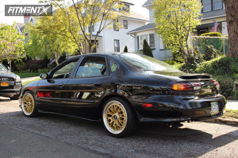 1998 Ford Taurus with 18x8.5 Rotiform Lsr and Nitto 225x40 on Lowering ...