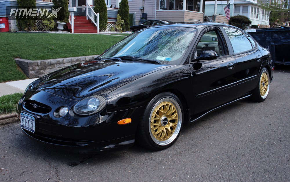 1998 Ford Taurus with 18x8.5 Rotiform Lsr and Nitto 225x40 on Lowering ...