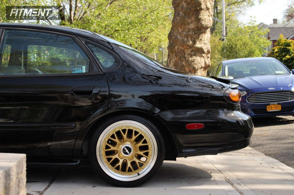 1998 Ford Taurus with 18x8.5 Rotiform Lsr and Nitto 225x40 on Lowering ...