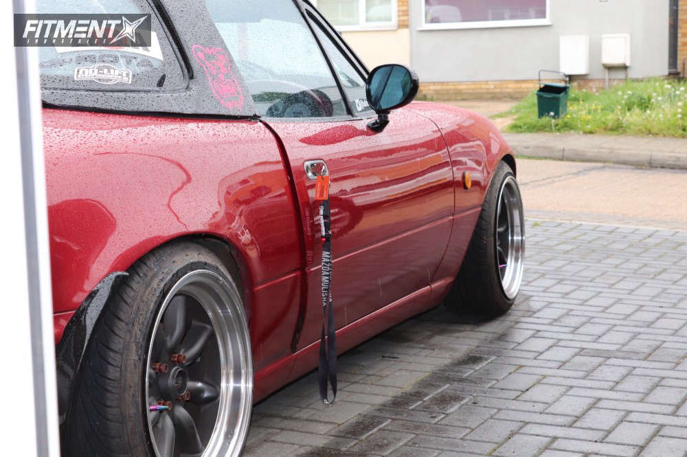 1990 Mazda MX-5 Miata with 15x8 Rota RKR and Nankang 185x45 on ...