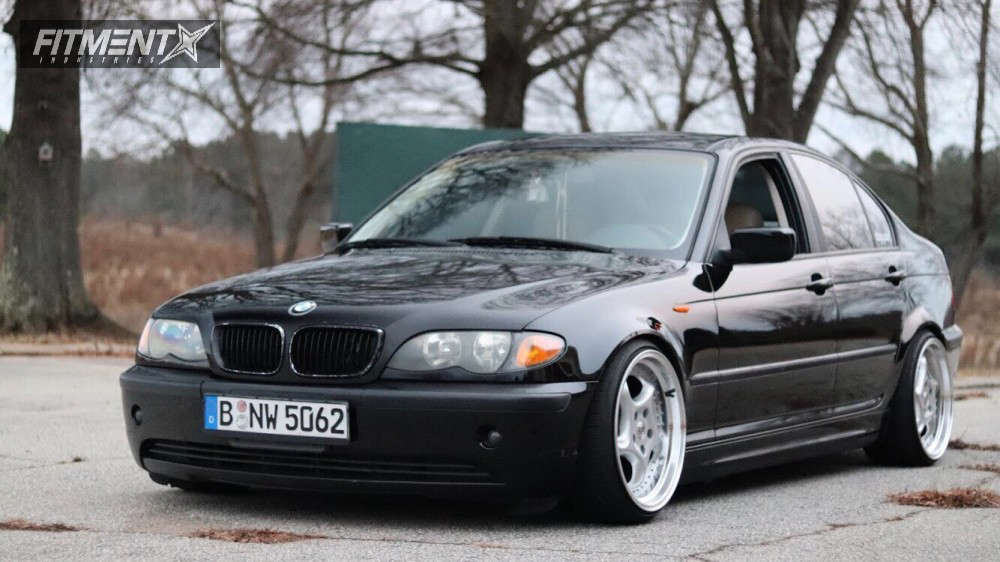 2003 BMW 325i with 18x9.5 ESM 011r and Toyo Tires 215x35 on Coilovers ...