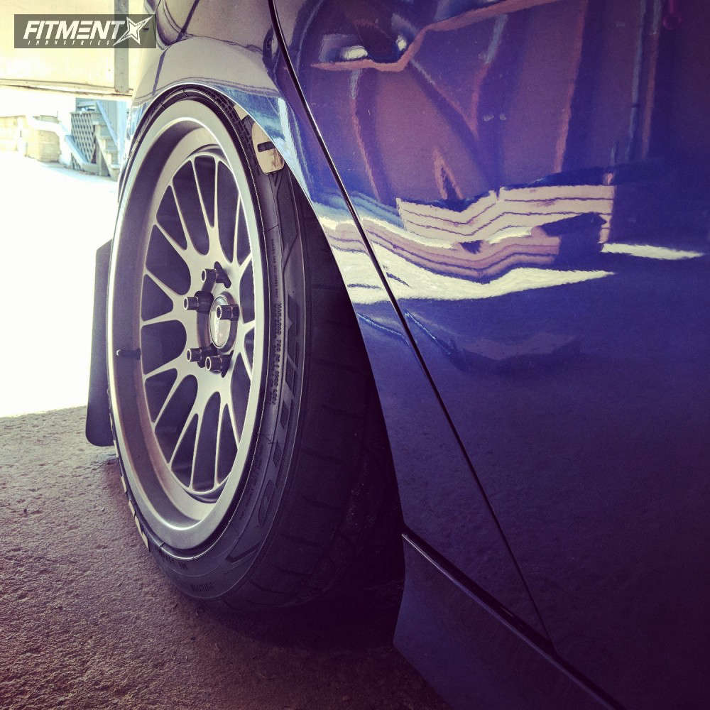 2013 Ford Focus ST with 18x9.5 Ambit Re82 and Nitto 245x45 on Air ...