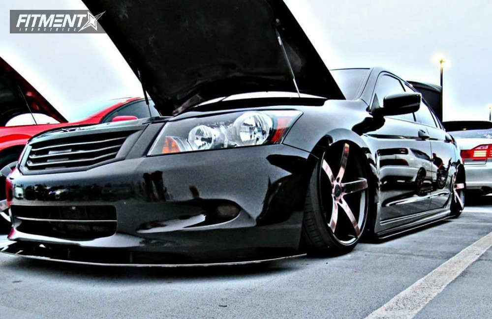 2009 Honda Accord with 20x10 Ruff R1 and Velozza 225x35 on Air ...