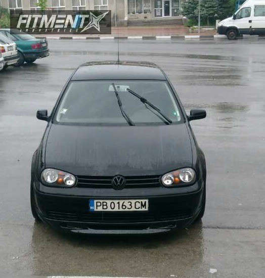 2002 Volkswagen Golf with 18x7.5 AEZ Xylo and Hankook 225x45 on ...