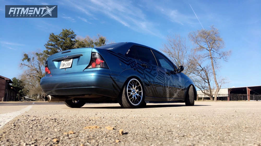 2000 Ford Focus with 17x7.5 NS Ns9003 and Sunny 205x40 on Coilovers ...