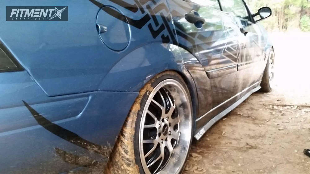 2000 Ford Focus with 17x7.5 NS Ns9003 and Sunny 205x40 on Coilovers ...