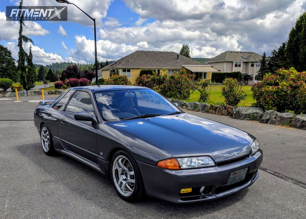 1991 Nissan Skyline R32 with 17x8 Advan Super Advan V.2 and Bridgestone ...