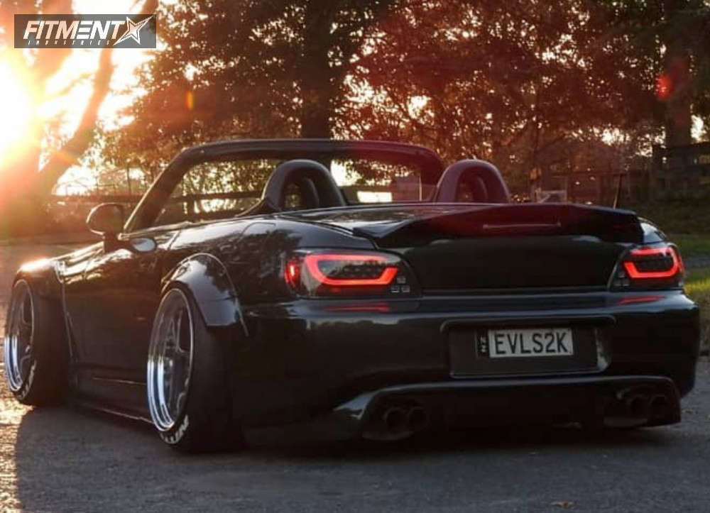 2000 Honda S2000 Base with 18x10 SSR Sp3 and Nitto 225x40 on Air ...