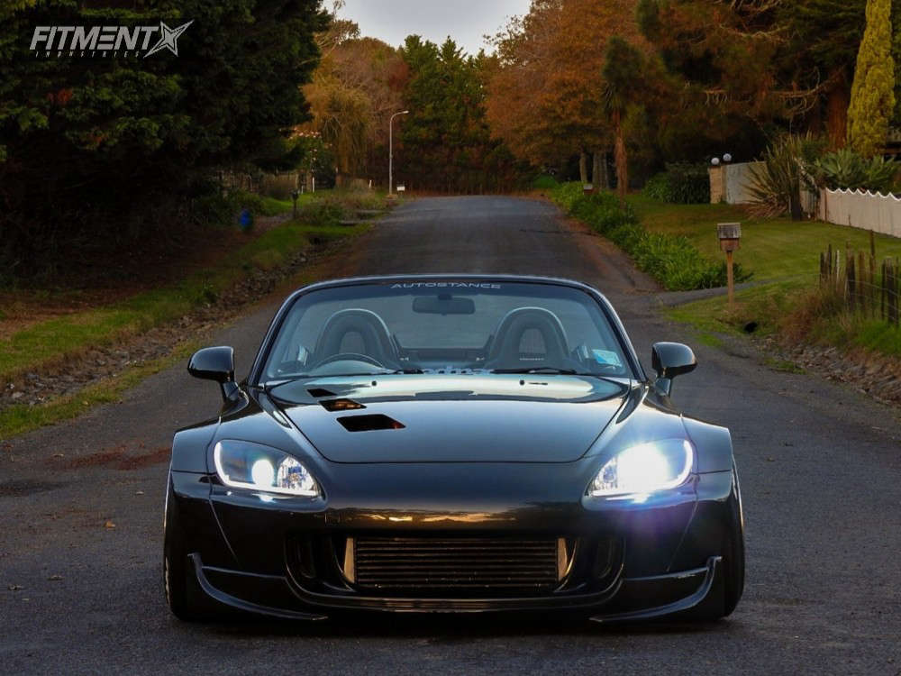 2000 Honda S2000 Base with 18x10 SSR Sp3 and Nitto 225x40 on Air ...