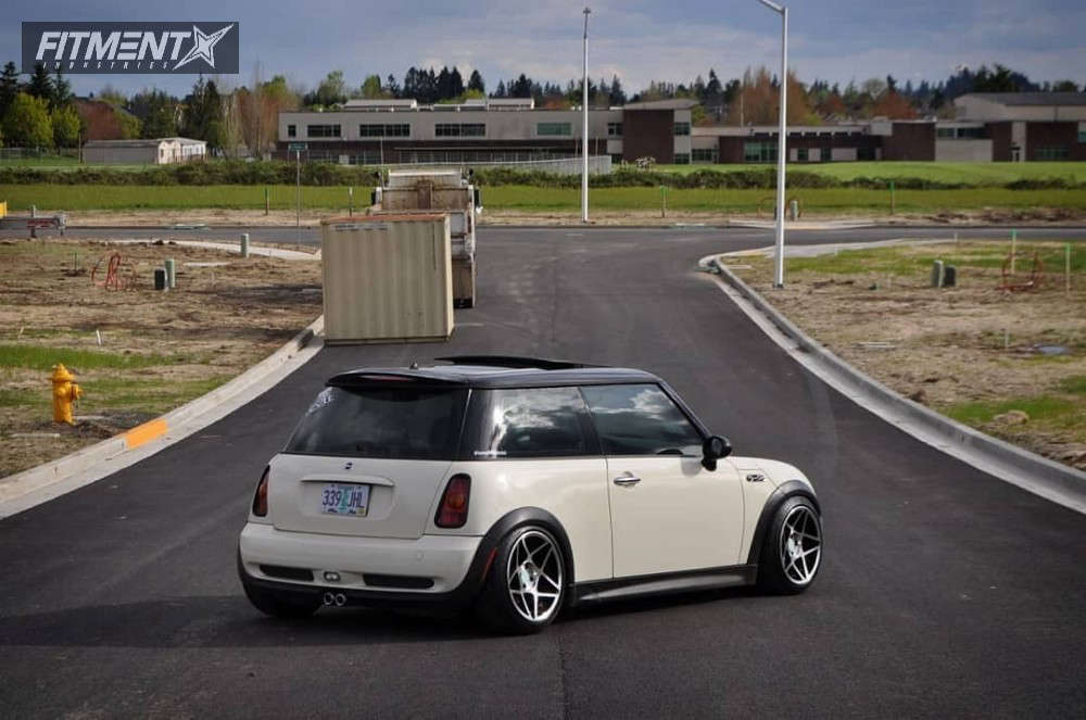 2004 Mini Cooper with 16x8 MST Mt26 and Federal 185x40 on Coilovers ...